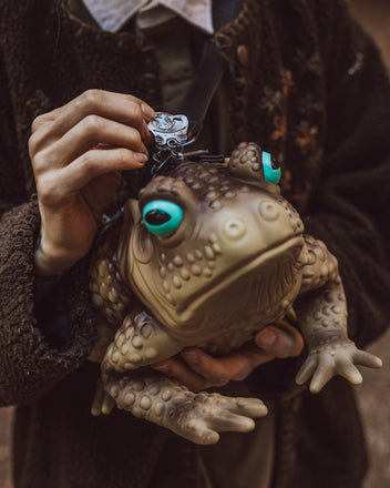 Windy Willow - Home Of The Original Toad Bags · Windy Willow